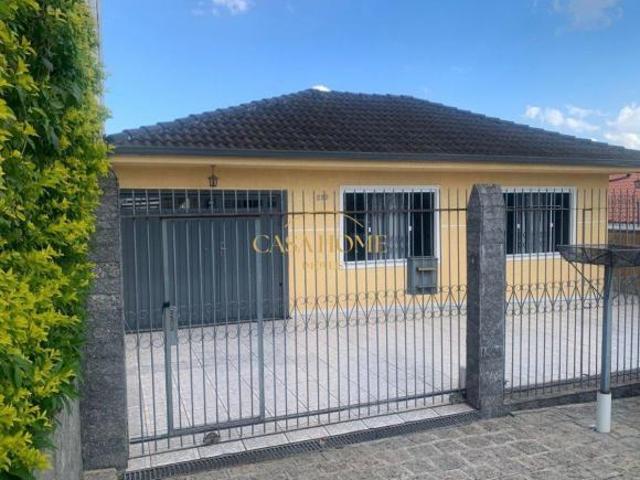 Casa à venda em Santa Cândida