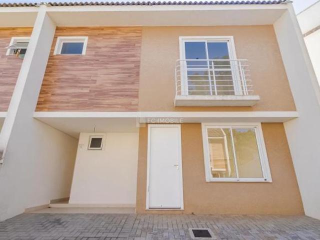 Casa à venda em Santa Cândida