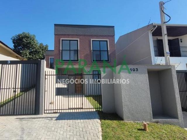 Casa à venda em Santa Cândida