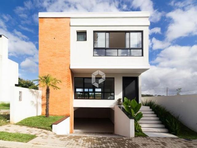 Casa à venda em Santa Cândida
