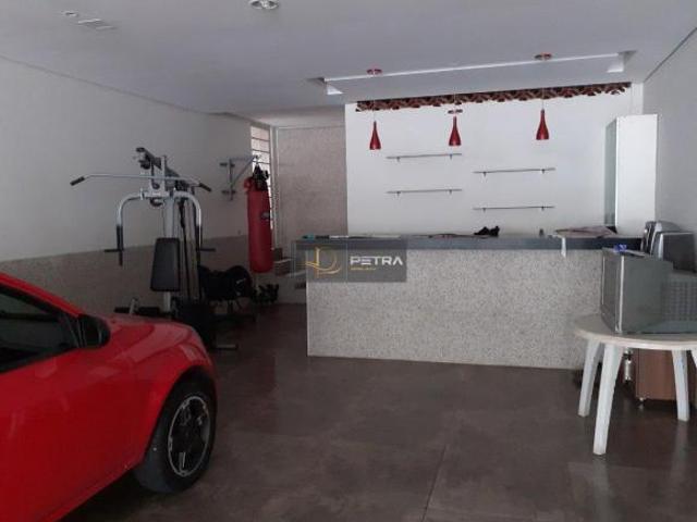 Casa à venda em Santa Cruz Industrial
