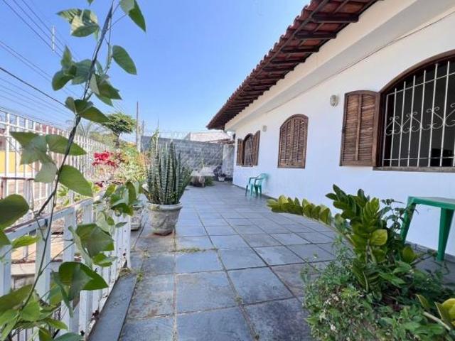 Casa à venda em Santa Amélia