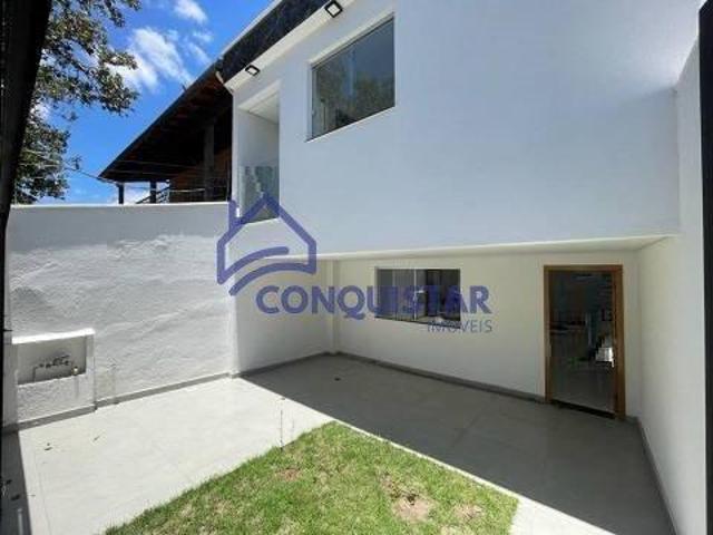 Casa à venda em Santa Amélia
