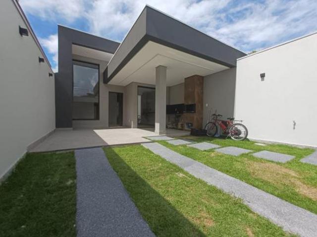 Casa à venda em Santa Amélia