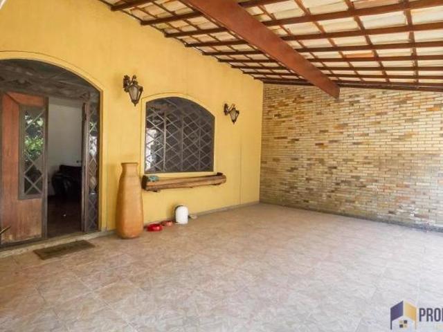 Casa à venda em Santa Amélia