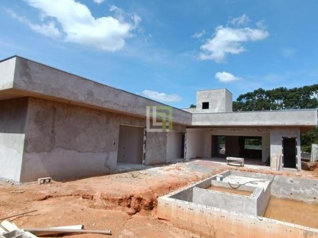 Casa à venda em Santa Eliza