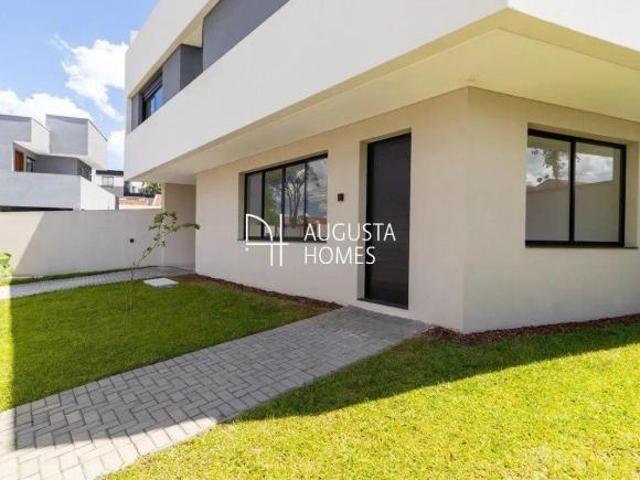 Casa à venda em Santa Felicidade