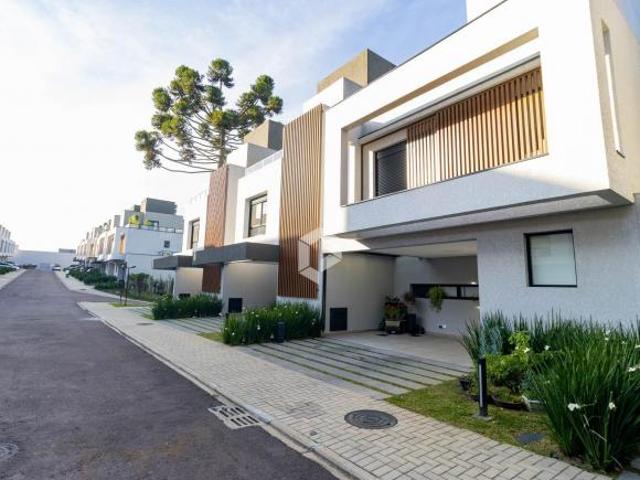 Casa à venda em Santa Felicidade
