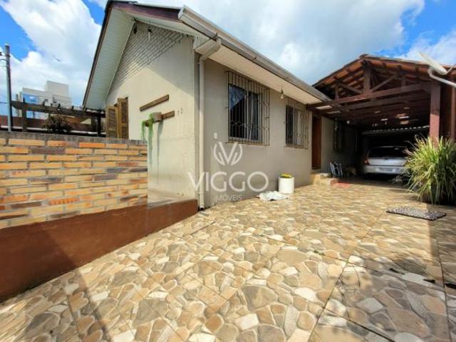Casa à venda em Santa Lúcia