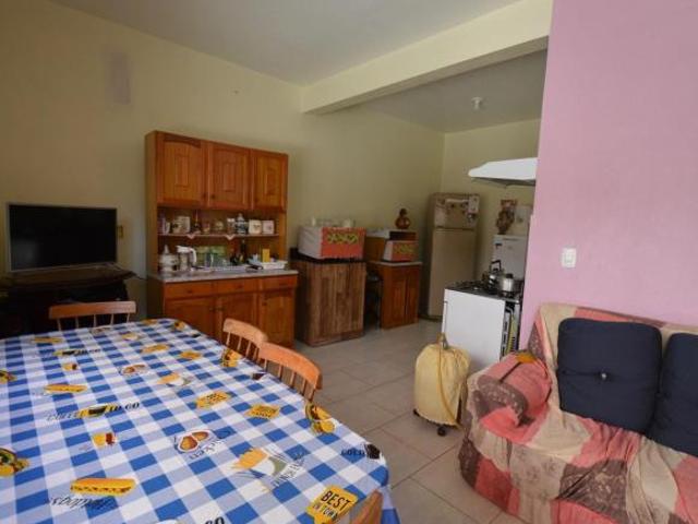 CASA À VENDA EM SANTA MARIA
