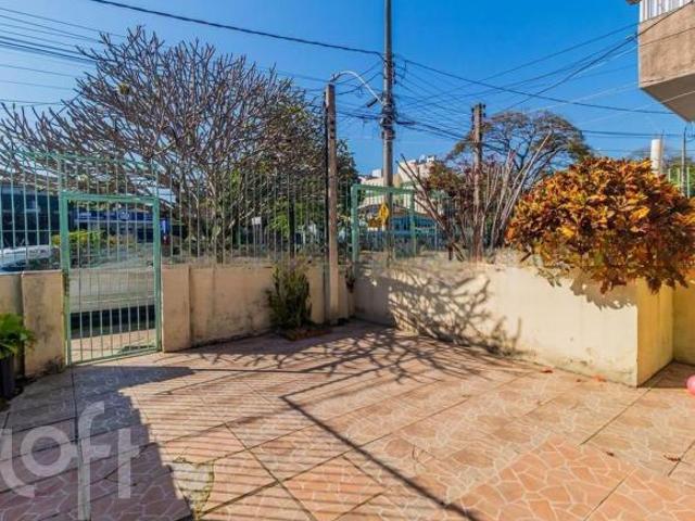 Casa à venda em Santa Maria Goretti com 189 m², 4 quartos, 1 suíte, 1 vaga