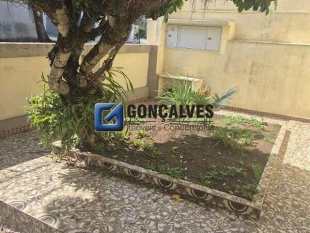 Casa à venda em Santa Maria, São Caetano do Sul 2 quartos, 1 suíte, 2 vagas