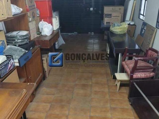 Casa à venda em Santa Paula, São Caetano do Sul – 240 m², 2 quartos, 4 vagas