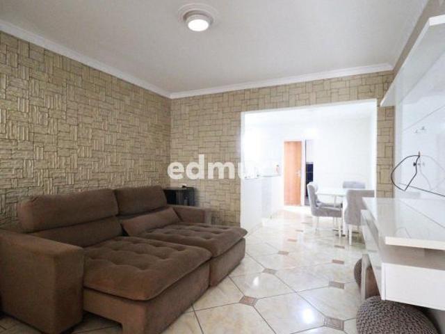 Casa à venda em Santa Teresinha