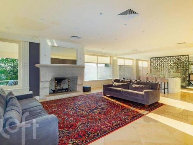 Casa à venda em Santa Tereza com 1319 m², 7 quartos, 5 suítes, 8 vagas