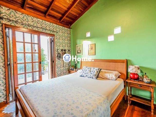 Casa à venda em Santa Tereza