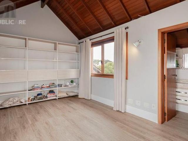 Casa à venda em Santa Tereza