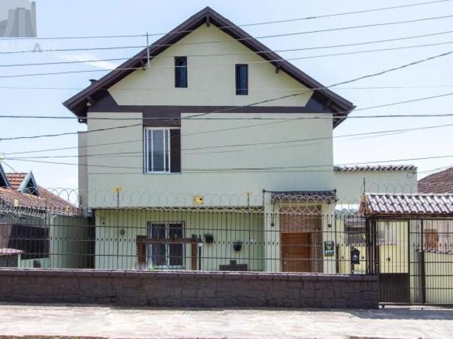 Casa à venda em Santa Tereza