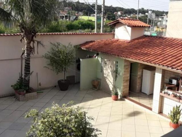 Casa à venda em Santa Terezinha