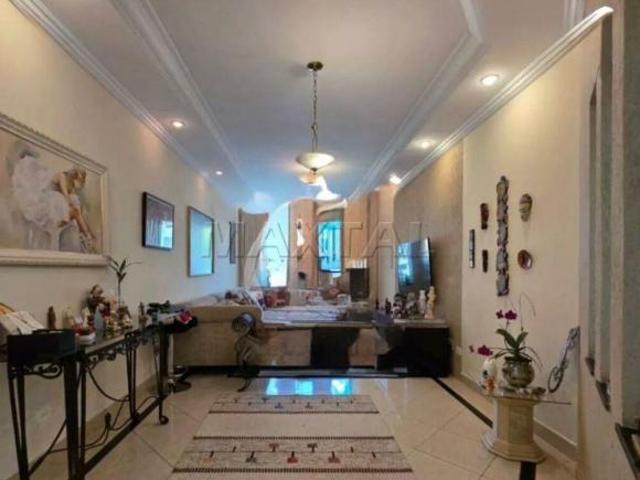 Casa a Venda em Santana, 277m², 3 quartos, sendo 3 suítes, 5 banheiros, 7 vagas de garagem