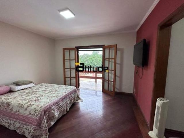 Casa a venda em Santana de Parnaiba Tarumã 4 Dormitórios