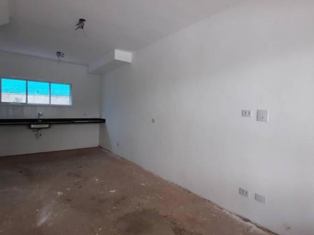 CASA A VENDA EM SANTANA DE PARNAIBA AO LADO DO PARQUE SANTANA