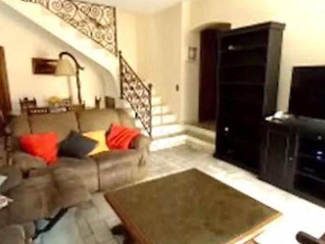 Casa à venda em Santana de Parnaíba, Alphaville, com 4 quartos, com 350 m², Resi