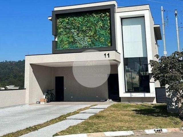 Casa à venda em Santana de Parnaíba/SP