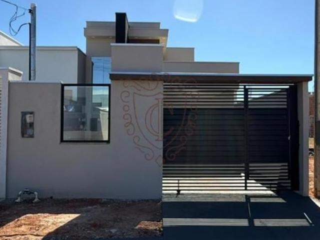 Casa à venda em Sapezal, Agua Clara, com 3 quartos, com 107.84 m²