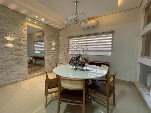 Casa à venda em Sapezal, Agua Clara, com 3 quartos, com 245 m²