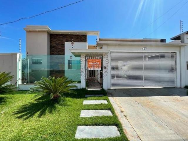 Casa à venda em Sapezal, Água Clara IV, com 3 quartos, com 280 m²