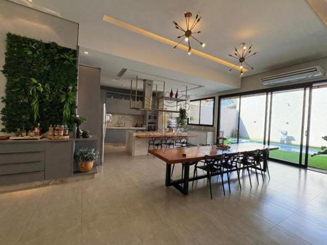 Casa à venda em Sapezal, Cidezal III, com 3 quartos, com 227 m²