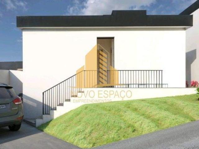 Casa à venda em Sevilha 1ª Seção