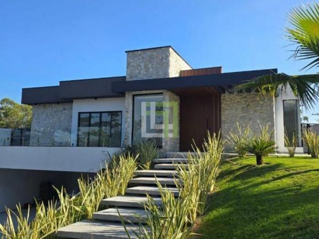 Casa à venda em Serra dos Lagos