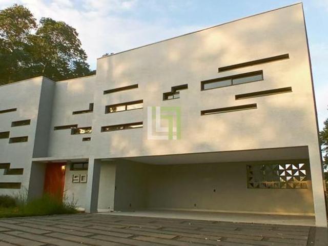 Casa à venda em Serra dos Lagos