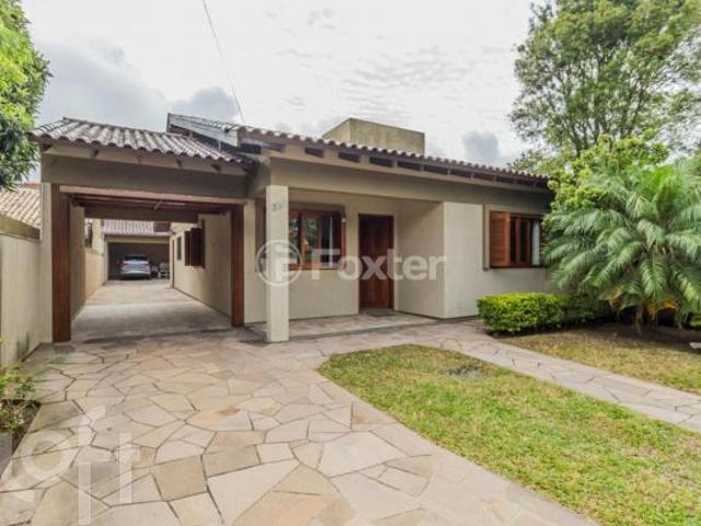 Casa à venda em Serraria com 182 m², 3 quartos, 1 suíte, 8 vagas