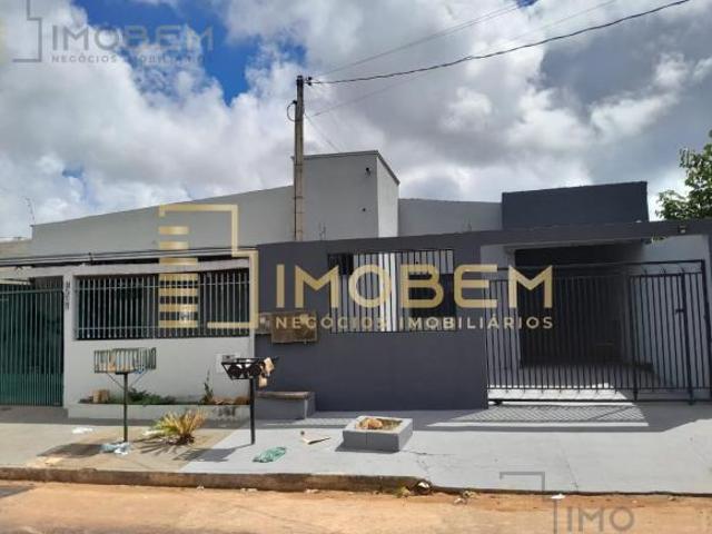Casa à venda em Sinop MT no Jardim Novo Horizonte: 5 quartos, 2 salas, 2 vagas de garagem, 240m² de