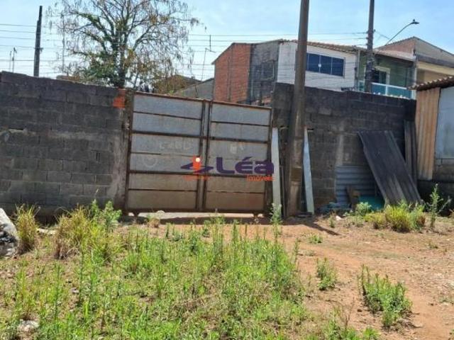 Casa à venda em Suzano SP, Jardim Casa Branca, 2 quartos, 1 sala, 1 banheiro, 3 vagas, 171,67m² de á