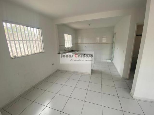 Casa à venda em Suzano SP, Vila Amorim: 3 quartos, 1 sala, 2 banheiros, 3 vagas de garagem, 89m² de