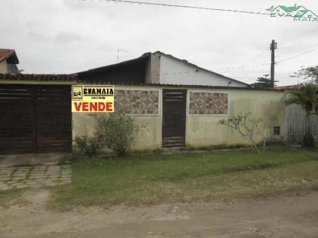 Casa à venda em Suarão