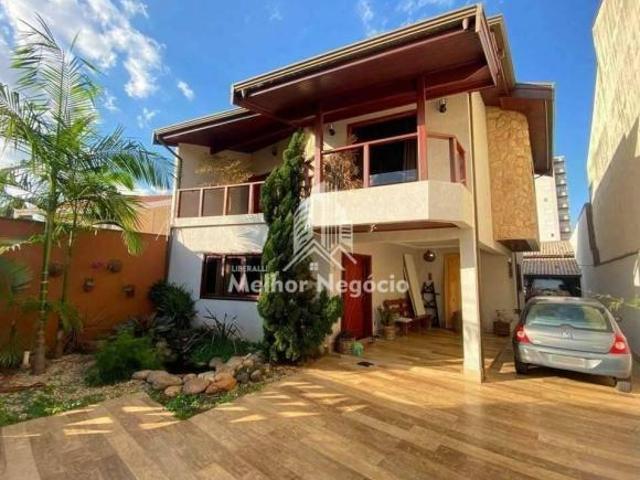 Casa à venda em Sumaré, Jardim Macarenko, com 4 quartos, com 250 m²