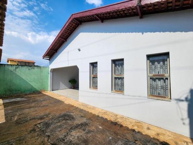 Casa à venda em Sumaré SP, Jardim Mineápolis: 3 quartos, 1 suíte, 2 salas, 2 banheiros, 4 vagas de g