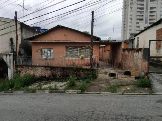 Casa à Venda em Poá com 3 quartos e Terreno de 350m²