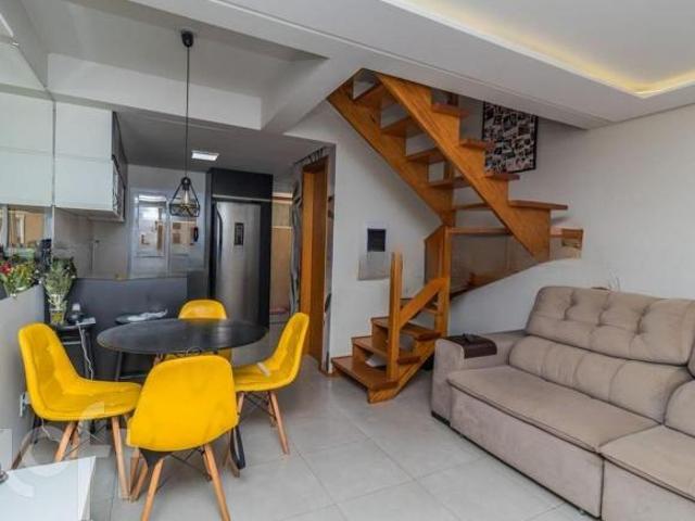 Casa à venda em Ponta Grossa com 55 m², 2 quartos, 1 vaga