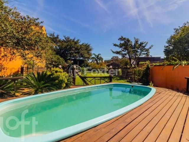 Casa à venda em Ponta Grossa com 293 m², 3 quartos, 1 suíte, 6 vagas