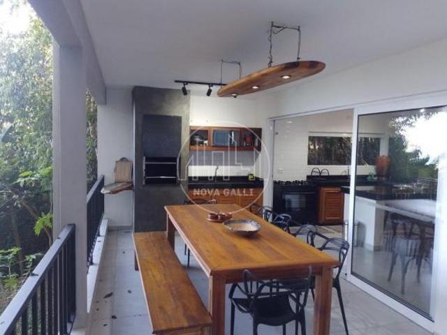 Casa à venda em Ponta Grossa