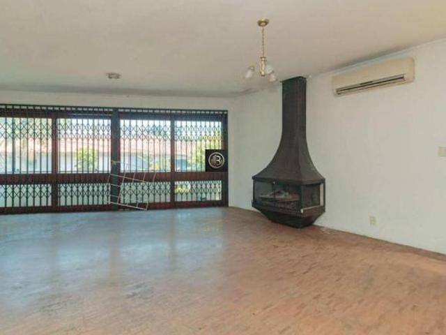 Casa à venda em Porto Alegre, Chacara das Pedras, com 3 quartos, 298m²