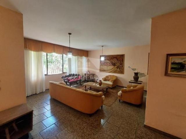 Casa à Venda em Porto Alegre RS, Bairro Jardim Isabel: 4 Quartos, 1 Suíte, 3 Salas, 3 Banheiros, 2 V