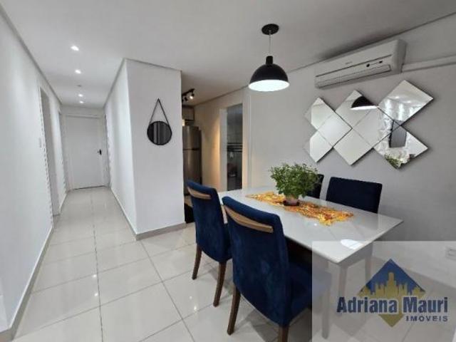 Casa à venda em Porto Alegre RS, Jardim Leopoldina: 3 quartos, 1 sala, 2 banheiros, 4 vagas de garag