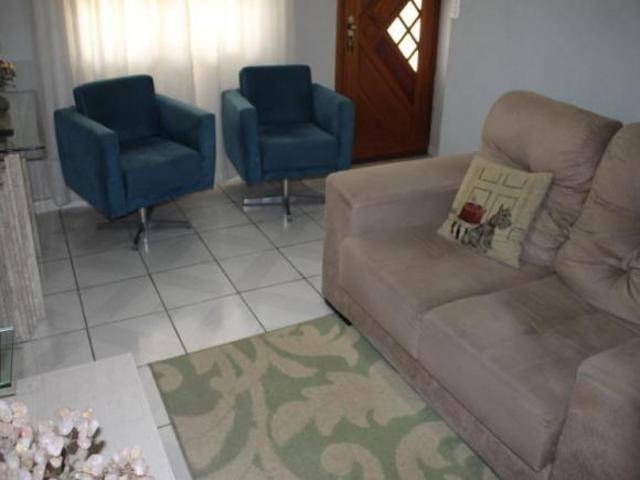 Casa à venda em Porto Alegre RS, Parque dos Maias: 3 quartos, 1 suíte, 2 banheiros, 2 vagas de garag